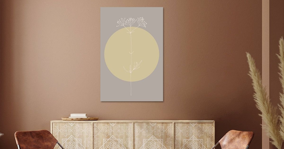 Japandi. Boho botanische bloem in goud en taupe nr. 10 van Dina Dankers op canvas, behang en meer